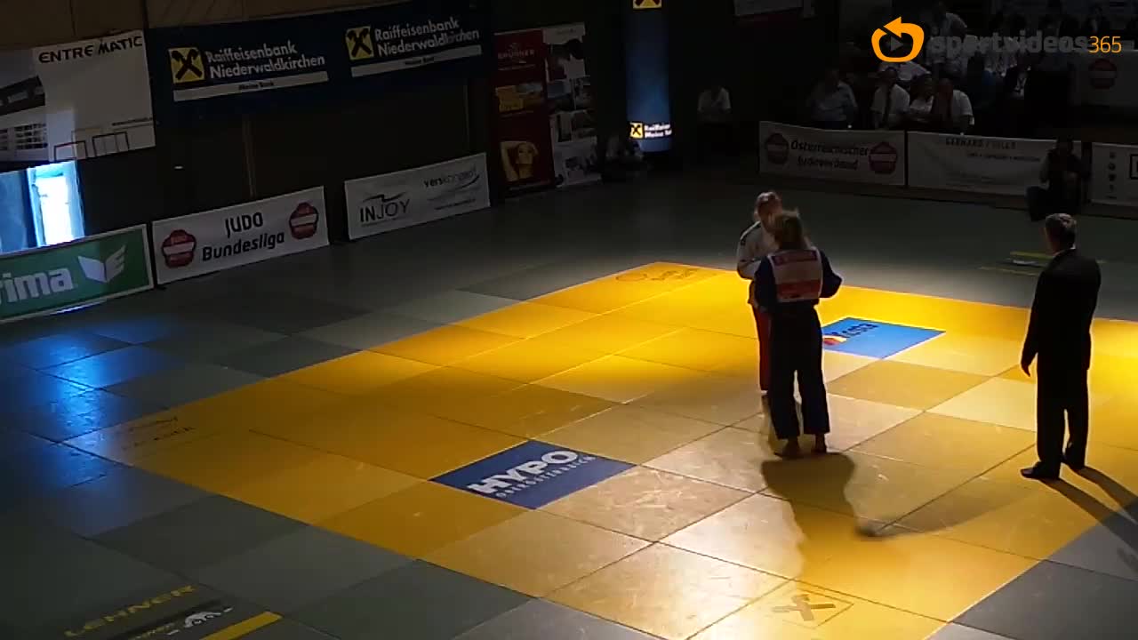 Grabner Lisa - A vs. Neubauer Pamela-Denise - A