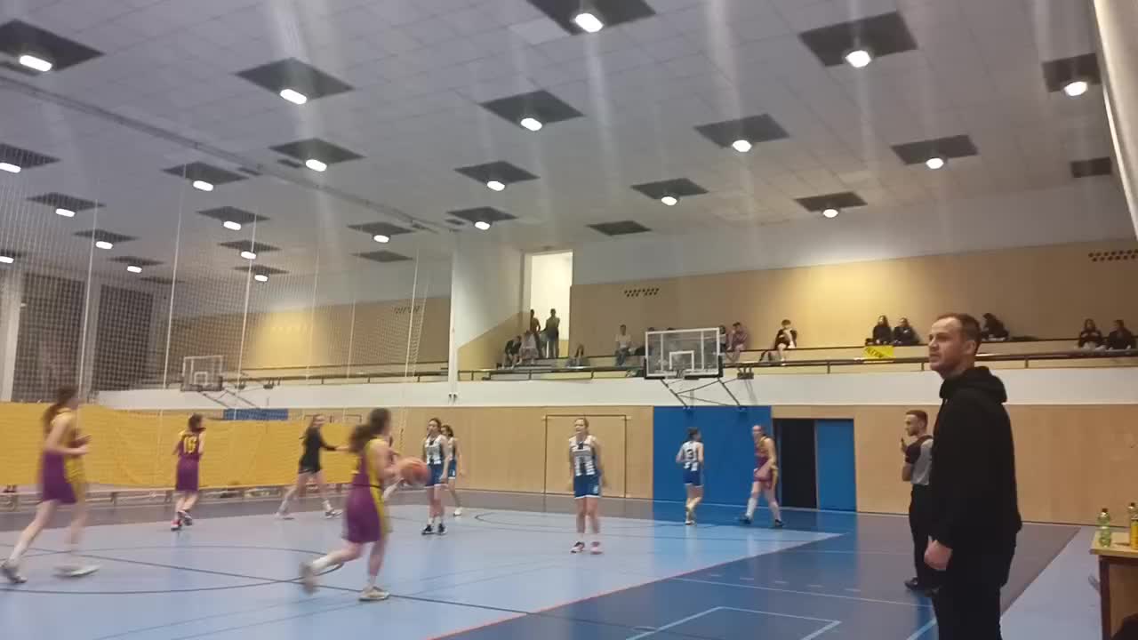 FMFI UK vs. NHF+FMV EU - 45 : 58